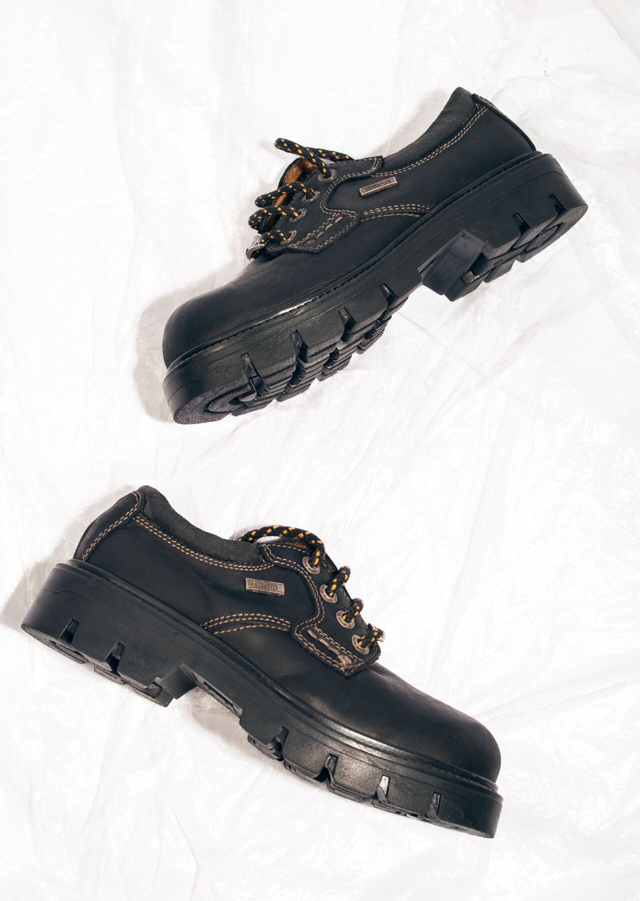 Vintage 90s Landrover Leather Shoes in Black – Pop Sick Vintage Vintage 90s Landrover Leather Shoes in Black – Pop Sick Vintage